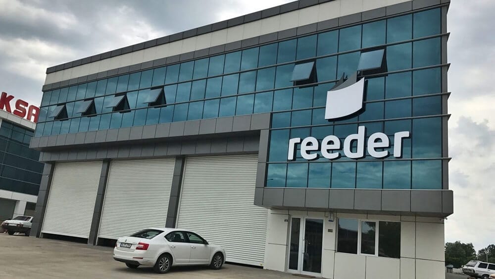 Yerli Marka Reeder, Türkiye'de Akıllı Telefon Üreteceklerini Açıkladı