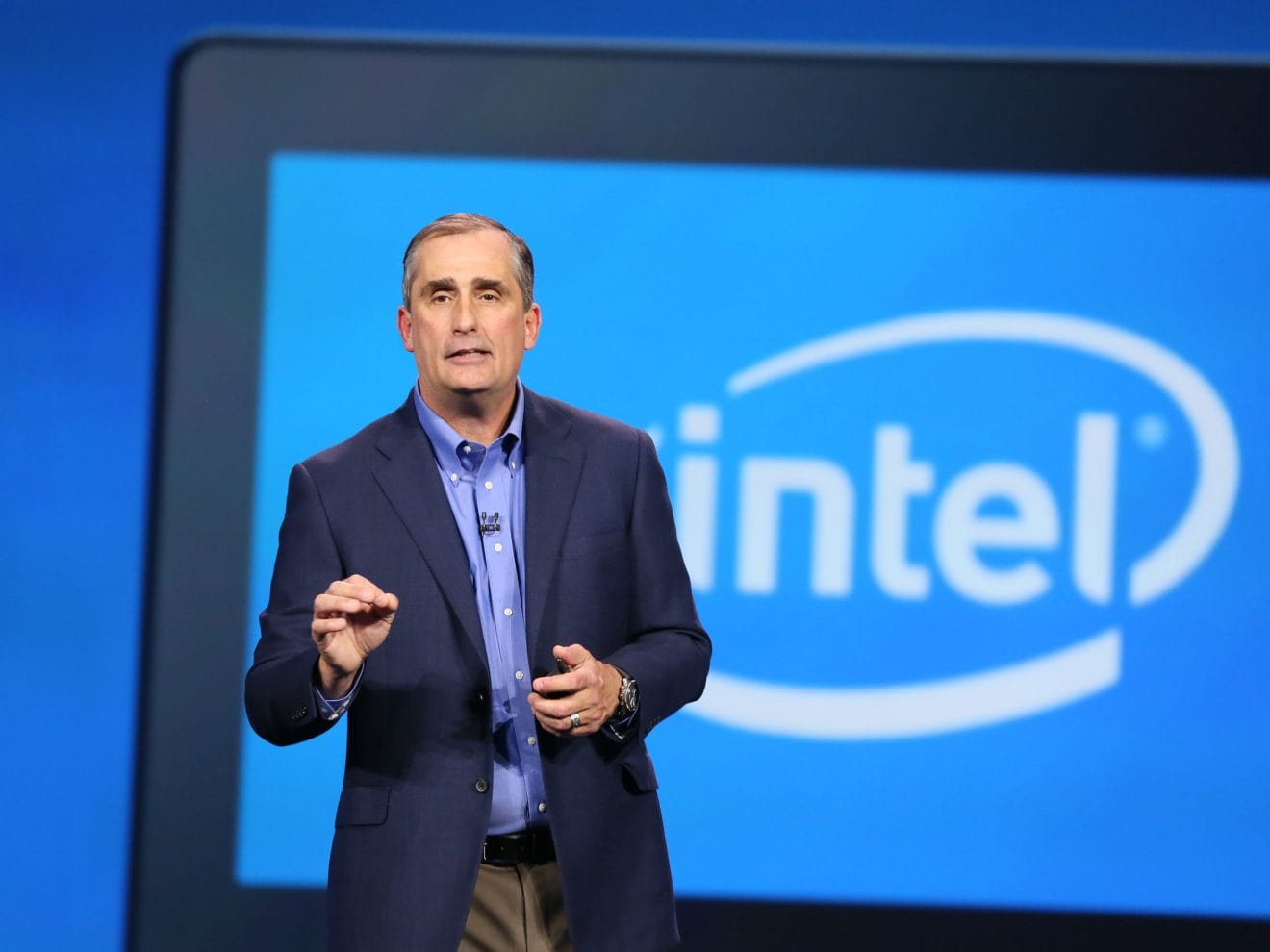 Intel CEO'sundan komik açıklama: İşlemci pazar payı çokta önemli değil ...